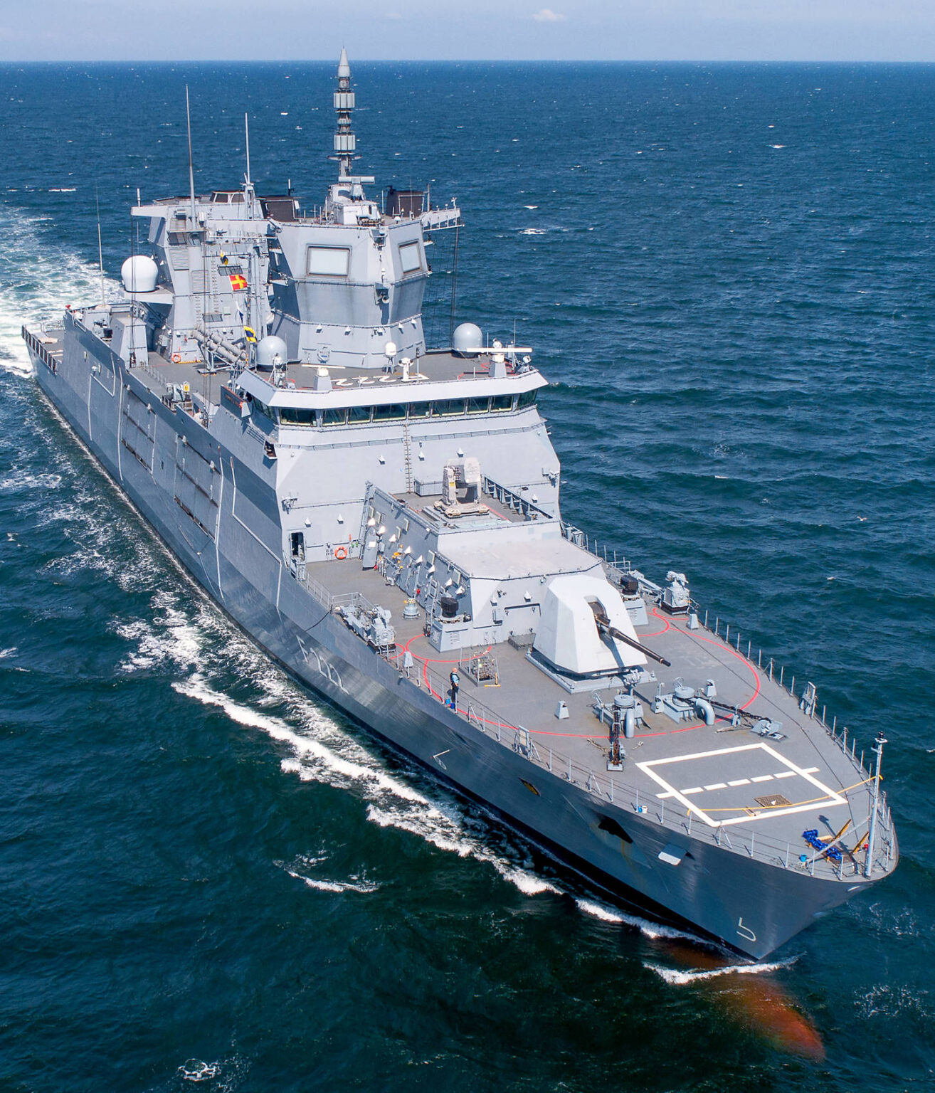 Fregatte "Rheinland-Pfalz" als letzte der vier F125 in Dienst gestellt