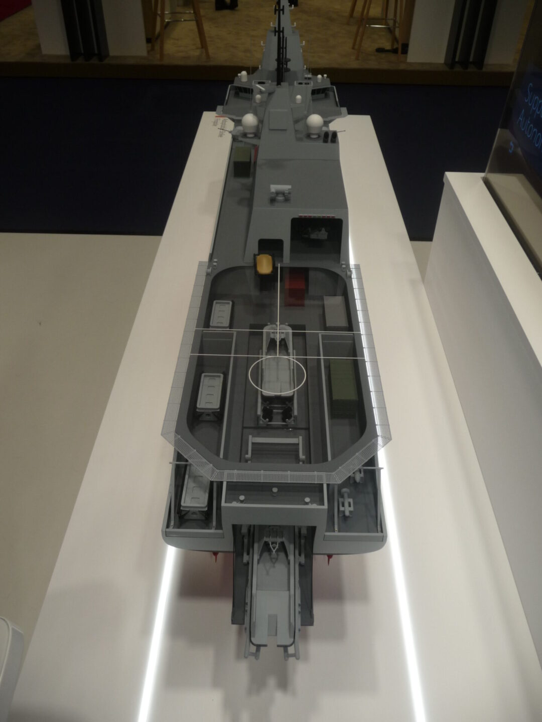 EuroNaval: BAE Systems mit Modularität zum Erfolg – Adaptable Strike ...