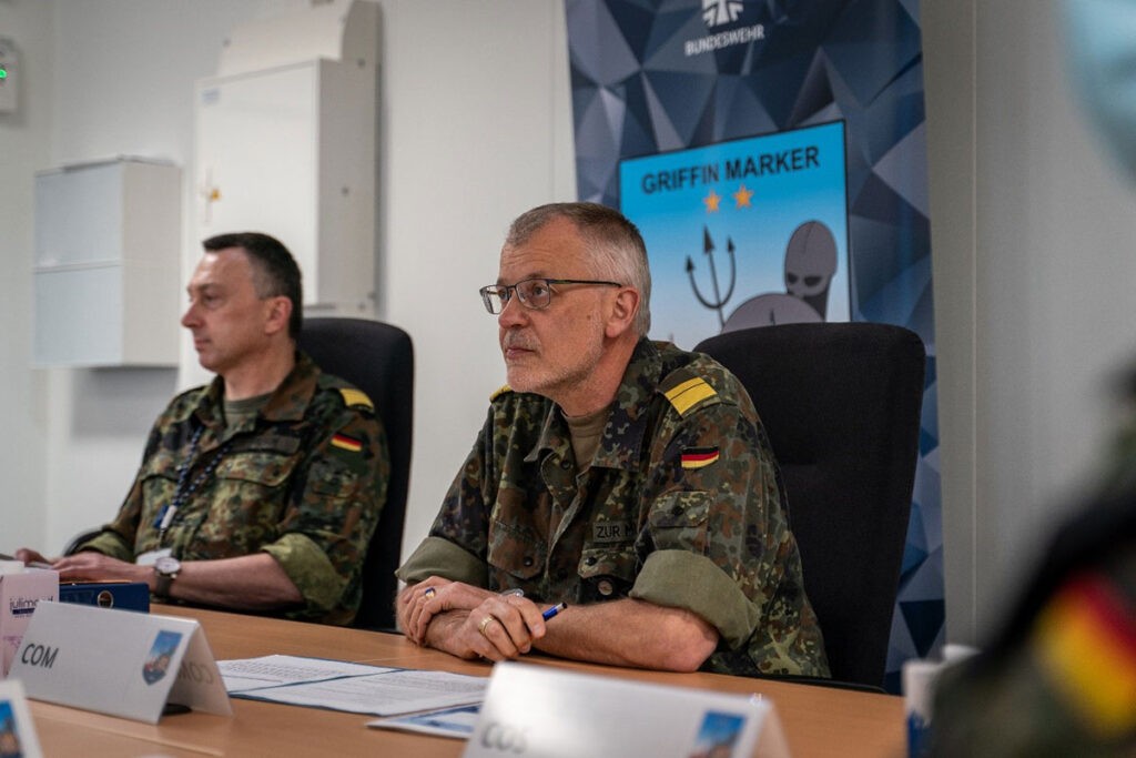 Bereit für Führungsaufgaben - marineforum