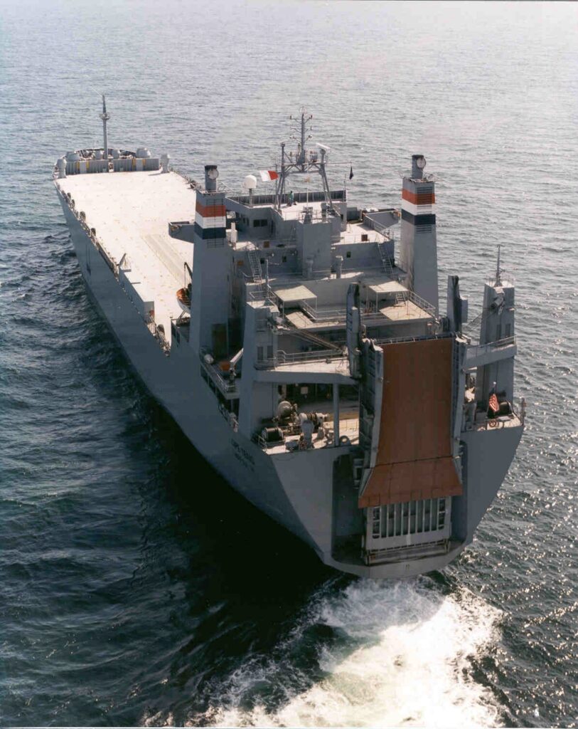 Bremerhaven: T-AKR 112 "Cape Texas" is the old "Reichenfels" - marineforum