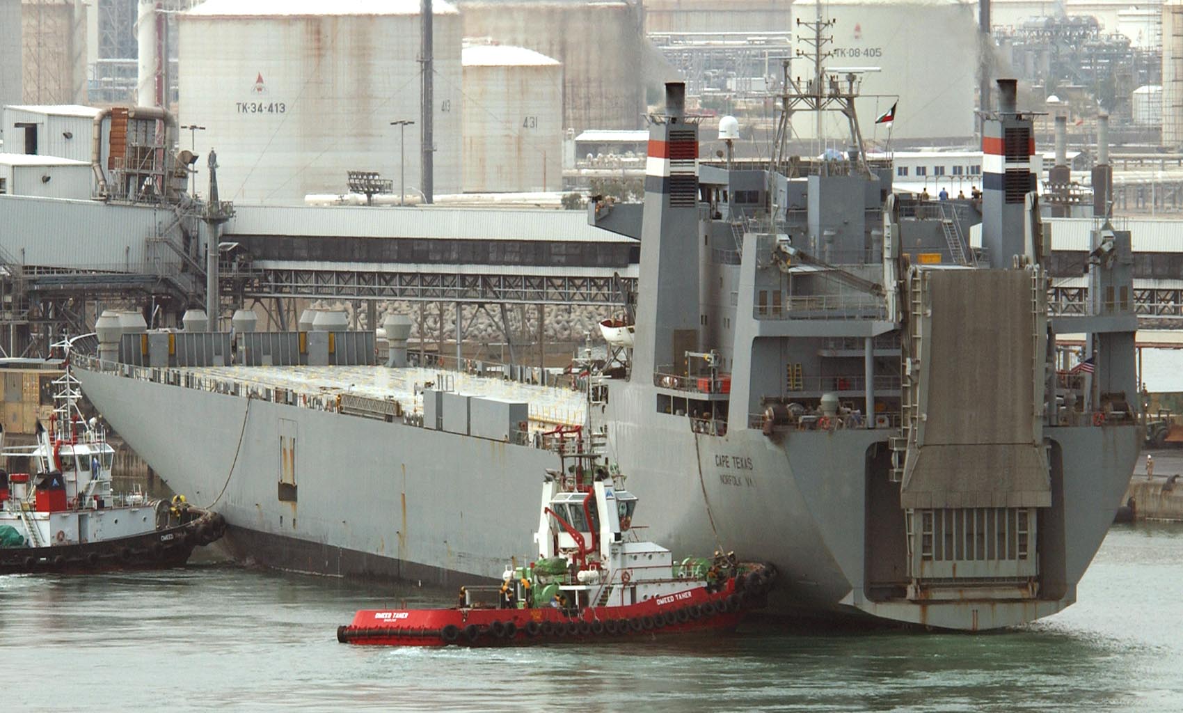 Bremerhaven: T-AKR 112 "Cape Texas" ist die alte "Reichenfels ...